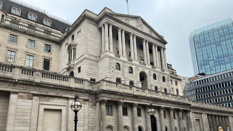 Bank of England delivers Christmas interest rate cut | Portfolio Adviser